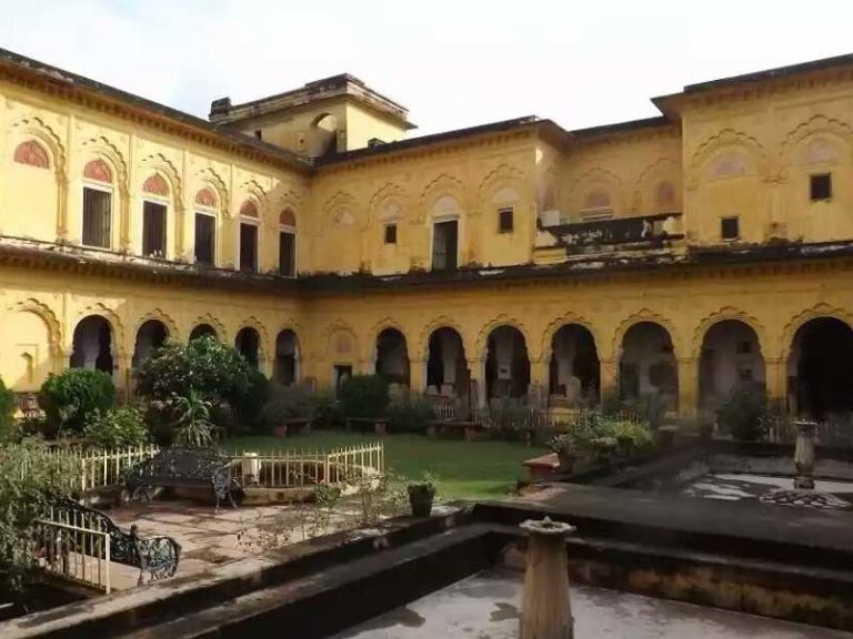 Rani Mahal Jhansi Timings, Entry Fee, Location, Address and Information