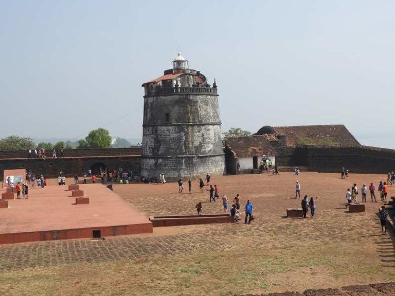 Aguada Fort Timings, Entry Fee, Address, Distance, How to Reach