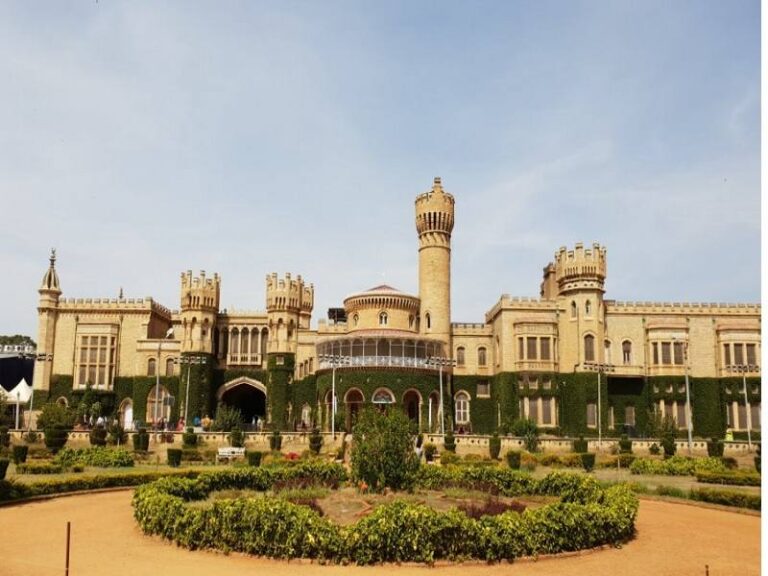 Bangalore Palace Ticket Price 2025, Timings, Parking, Map