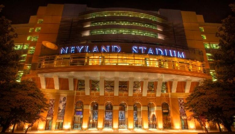 Neyland Stadium Seating Chart with Rows and Seat Numbers, Tickets Price ...